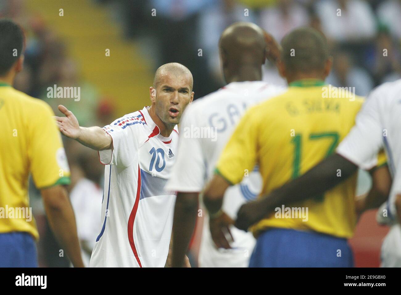 Brazil zinedine zidane hi-res stock photography and images - Alamy