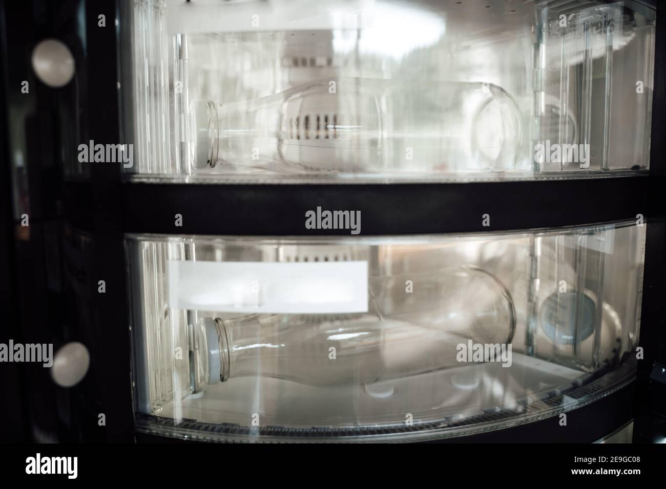 Filling a vending machine hi-res stock photography and images - Alamy