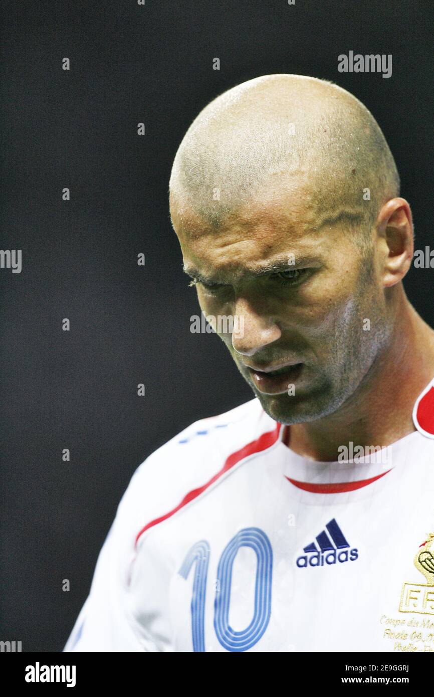 Zinedine zidane world cup final berlin hi-res stock photography and ...