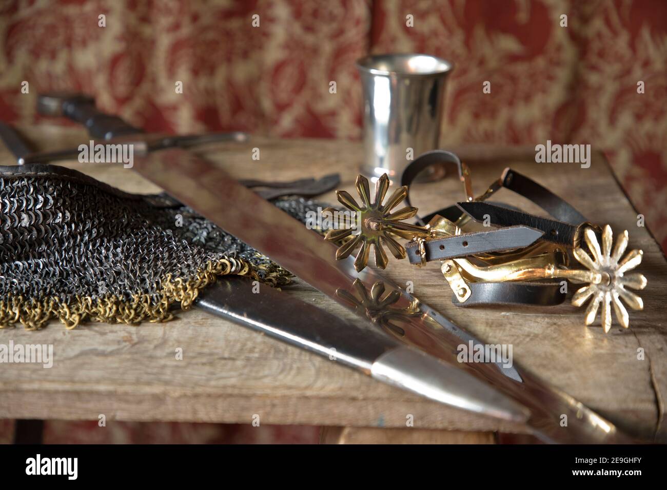 15th centruy knight's sword, maille and spurs Stock Photo - Alamy