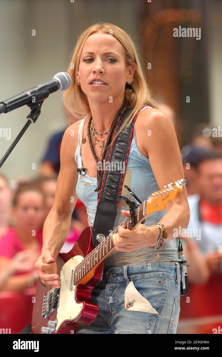 Sheryl crow concert 12 hi-res stock photography and images - Alamy