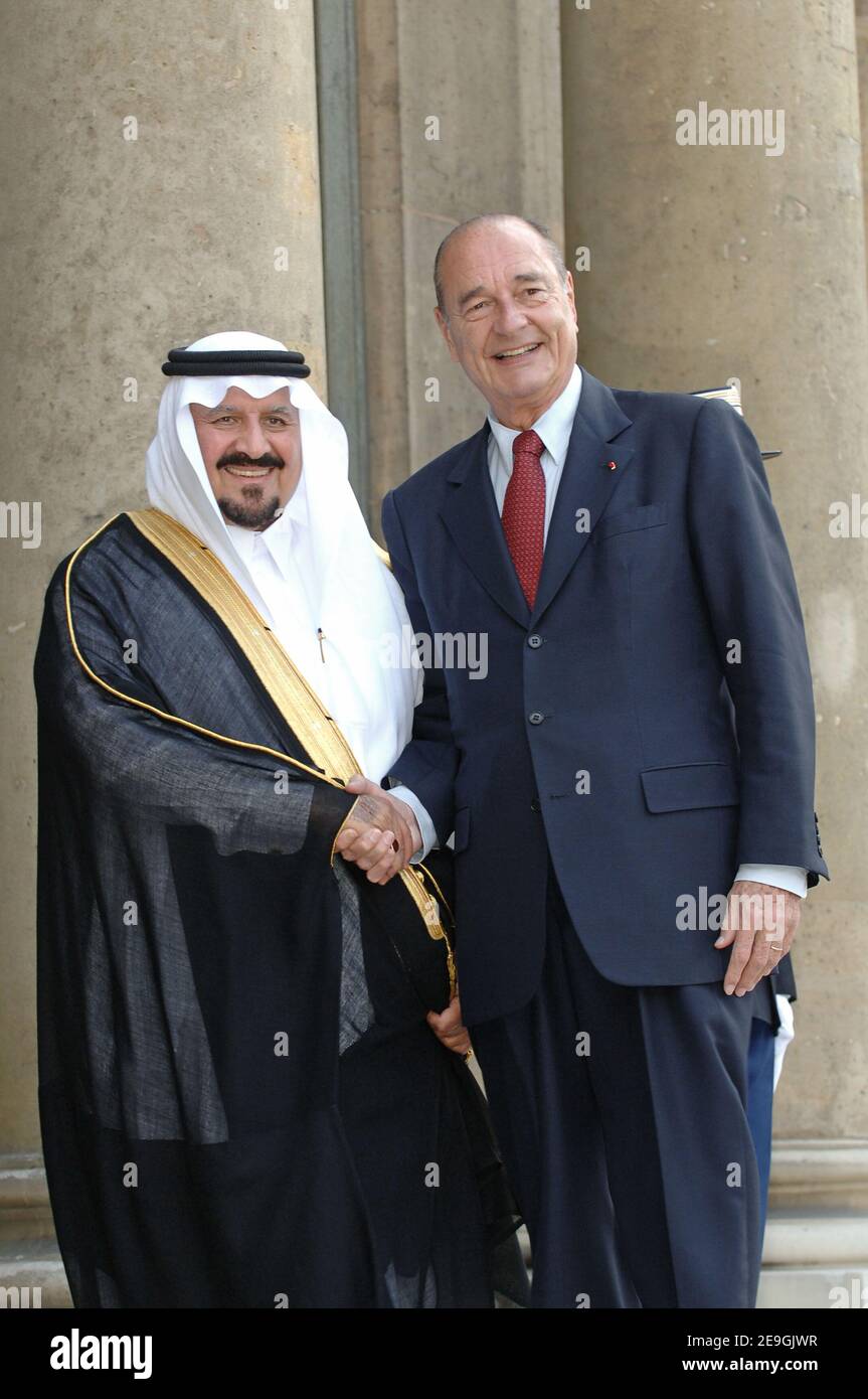 French president Jacques Chirac receives Saudi Crown Prince Sultan Bin ...
