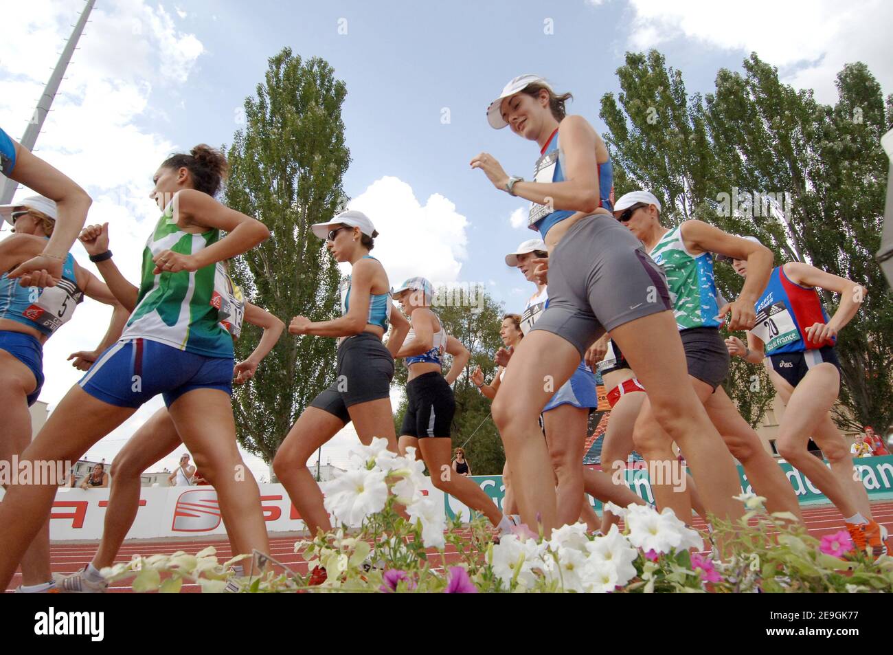Illustration on women's 20 kilometers walk during french track and ...