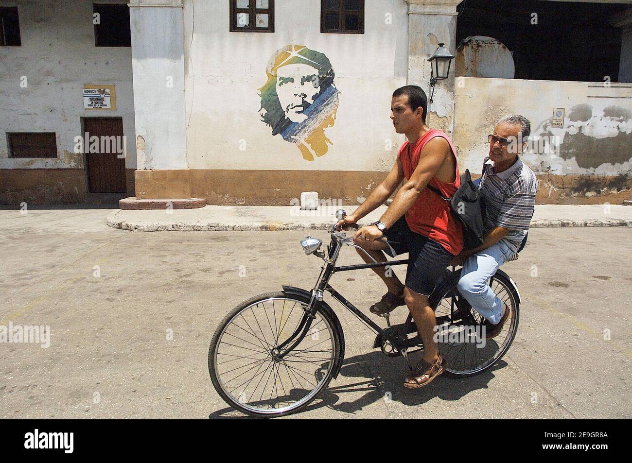 Fidel Raul Castro Che Guevara High Resolution Stock Photography and ...