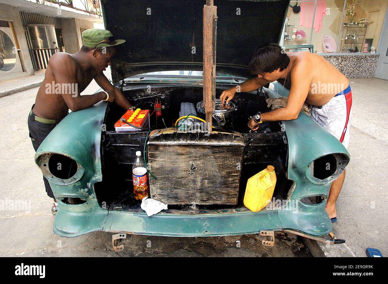 Cuba mercedes hi-res stock photography and images - Alamy