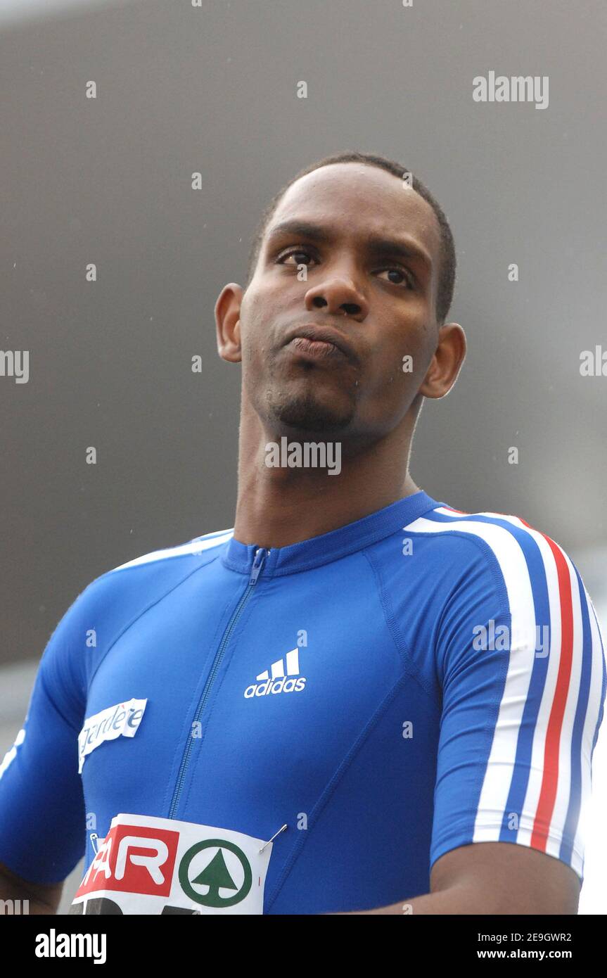 Mens 4 x 100 metres relay final hi-res stock photography and images - Alamy