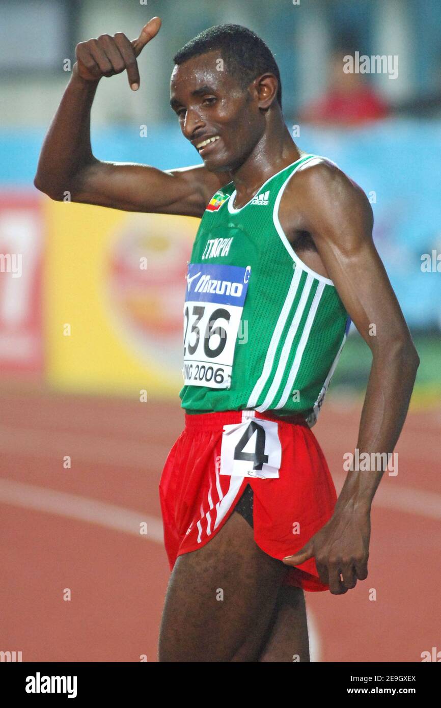 Ethiopia's Ibrahim Jeilan Gashu performs on men's 10000 meters final ...