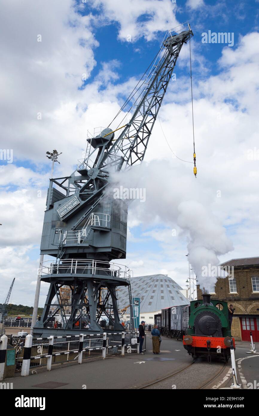 Historic dockyard crane hi-res stock photography and images - Alamy