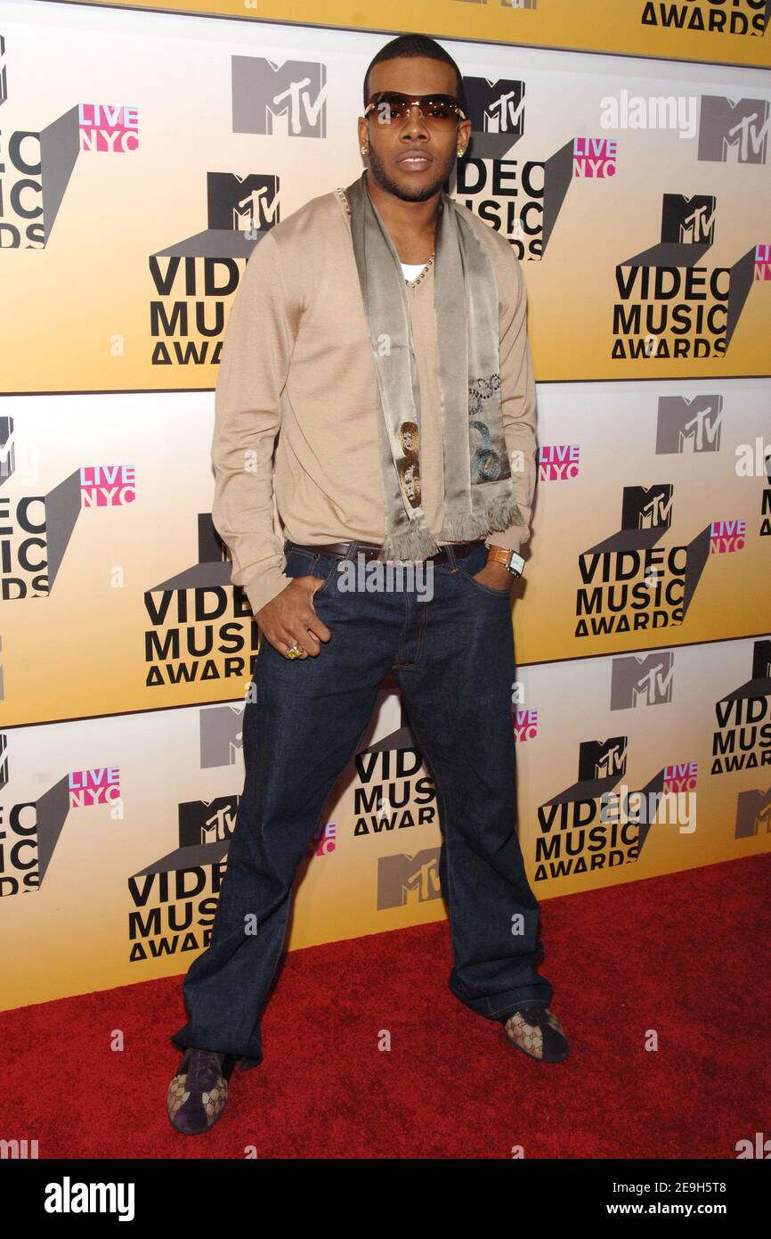Mario arrives at the 2006 MTV Video Music Awards held at the Radio City ...