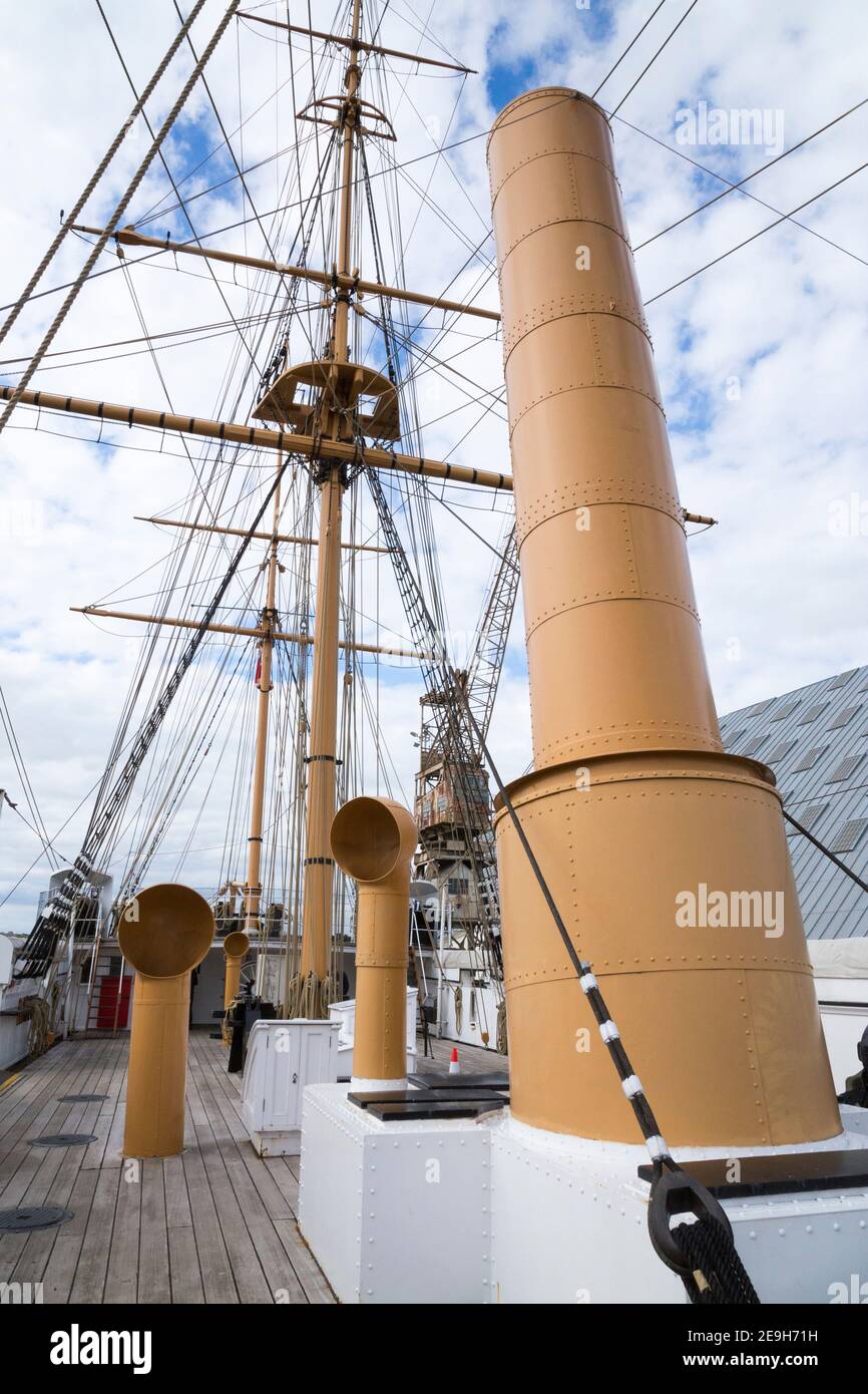 HMS Gannet; Steam powered and sail powered ship has a telescopic funnel ...