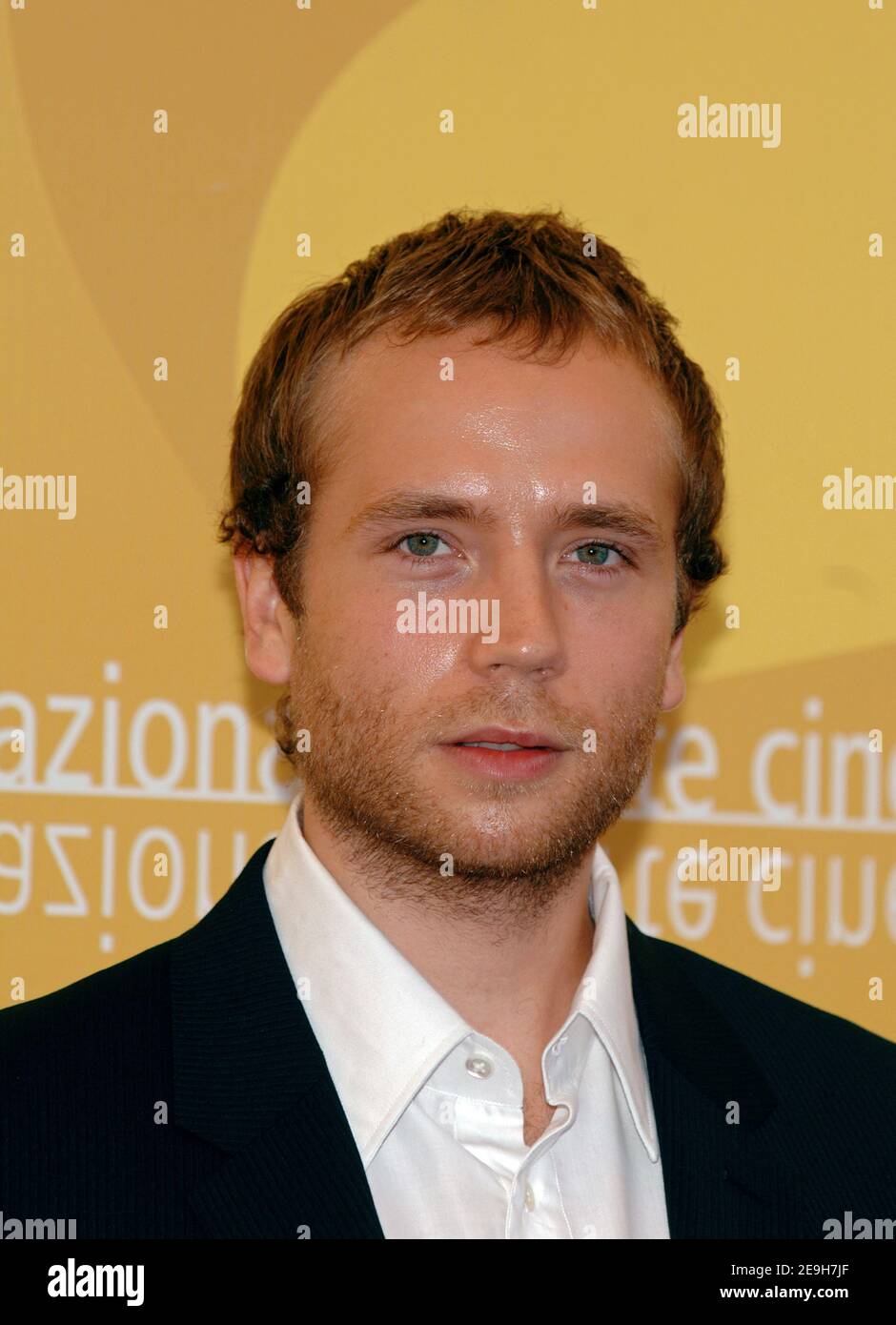 Mark webber actor hi-res stock photography and images - Alamy