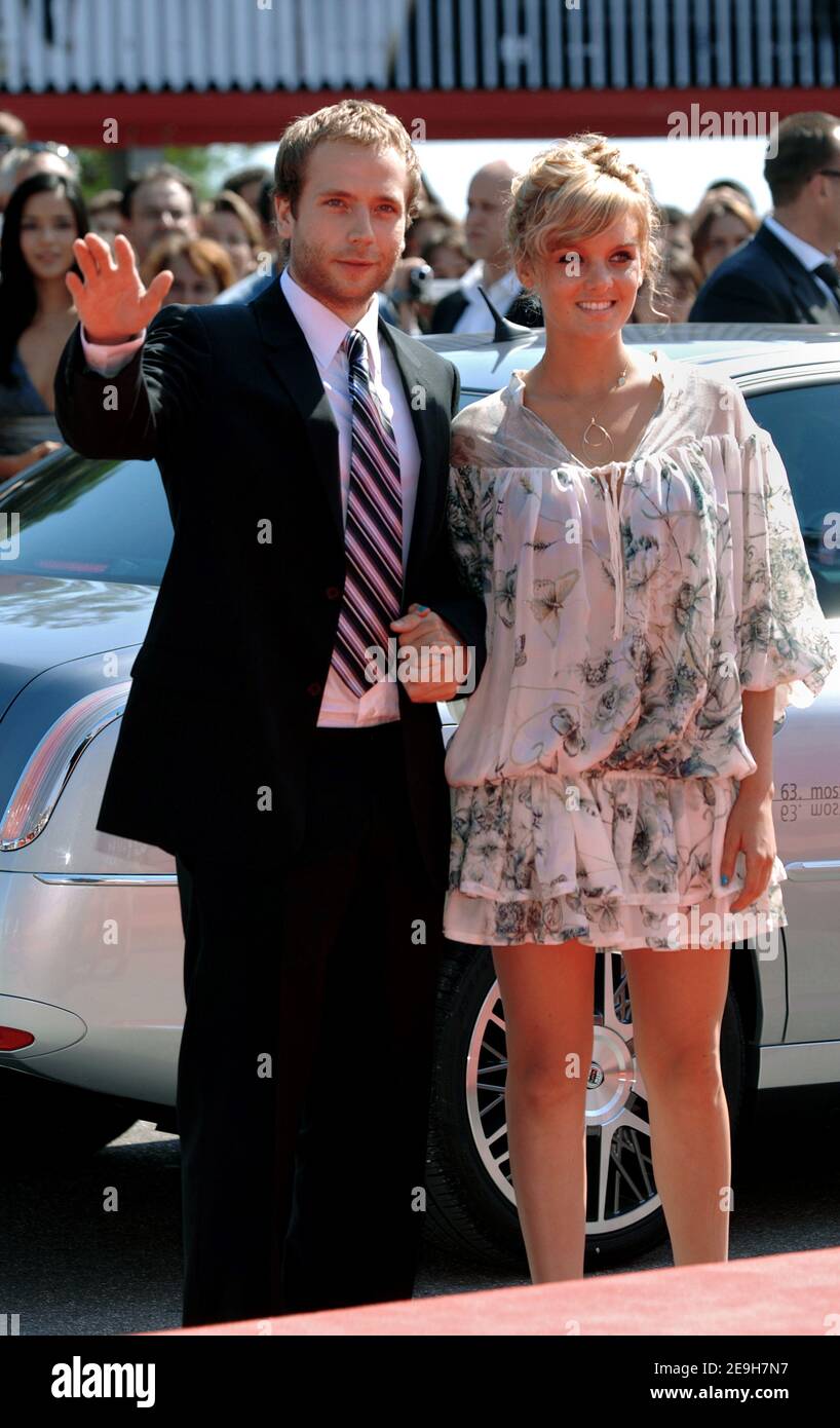 Cast member Mark Webber and his girlfriend arrive to the premiere of ...