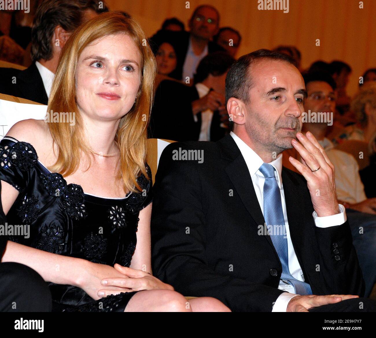 Newlywed French actress Isabelle Carre and producer Bruno Pesery arrive ...