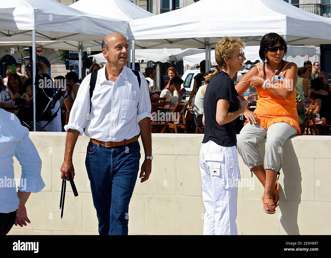 Juppe isabelle hi-res stock photography and images - Alamy