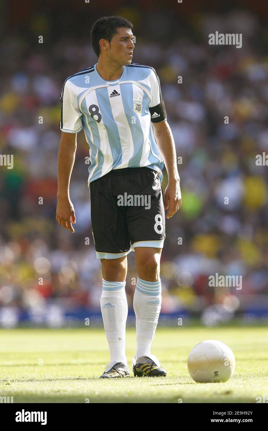 Football argentina juan roman riquelme hi-res stock photography and ...