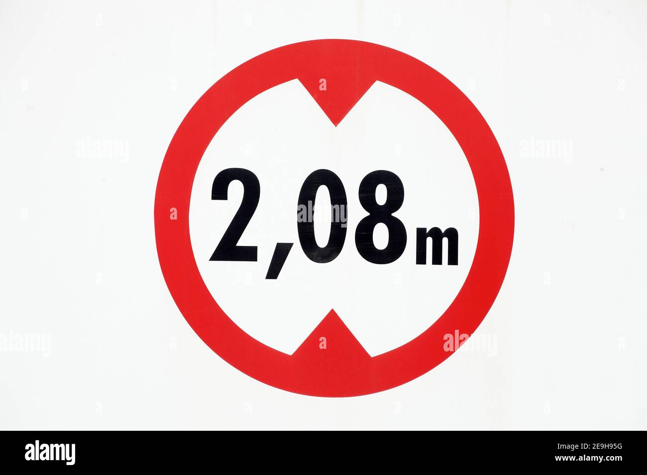 Sign standard hi-res stock photography and images - Alamy