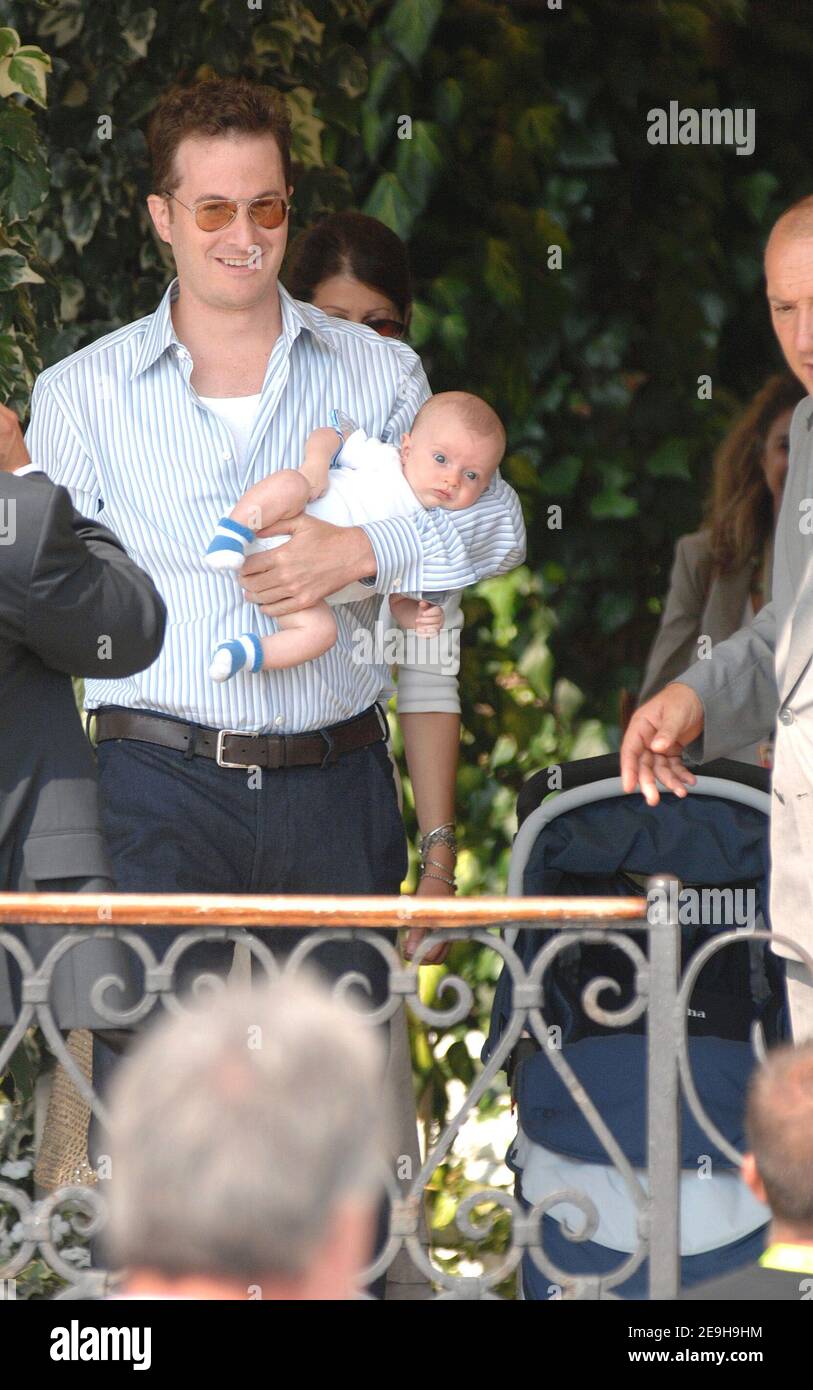 British actress Rachel Weisz and her husband Darren Aronofsky leave the ...
