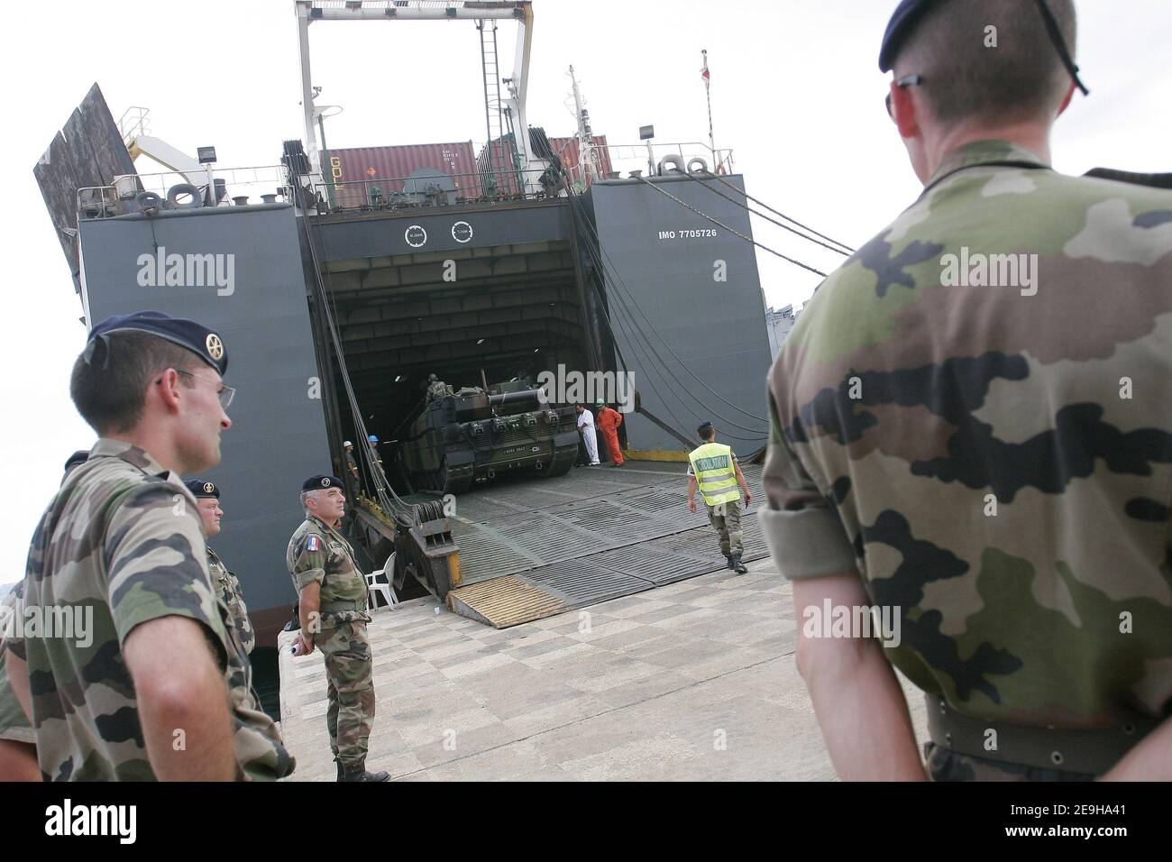 French troops prepare to load 13 Leclerc tanks and dozens of other ...