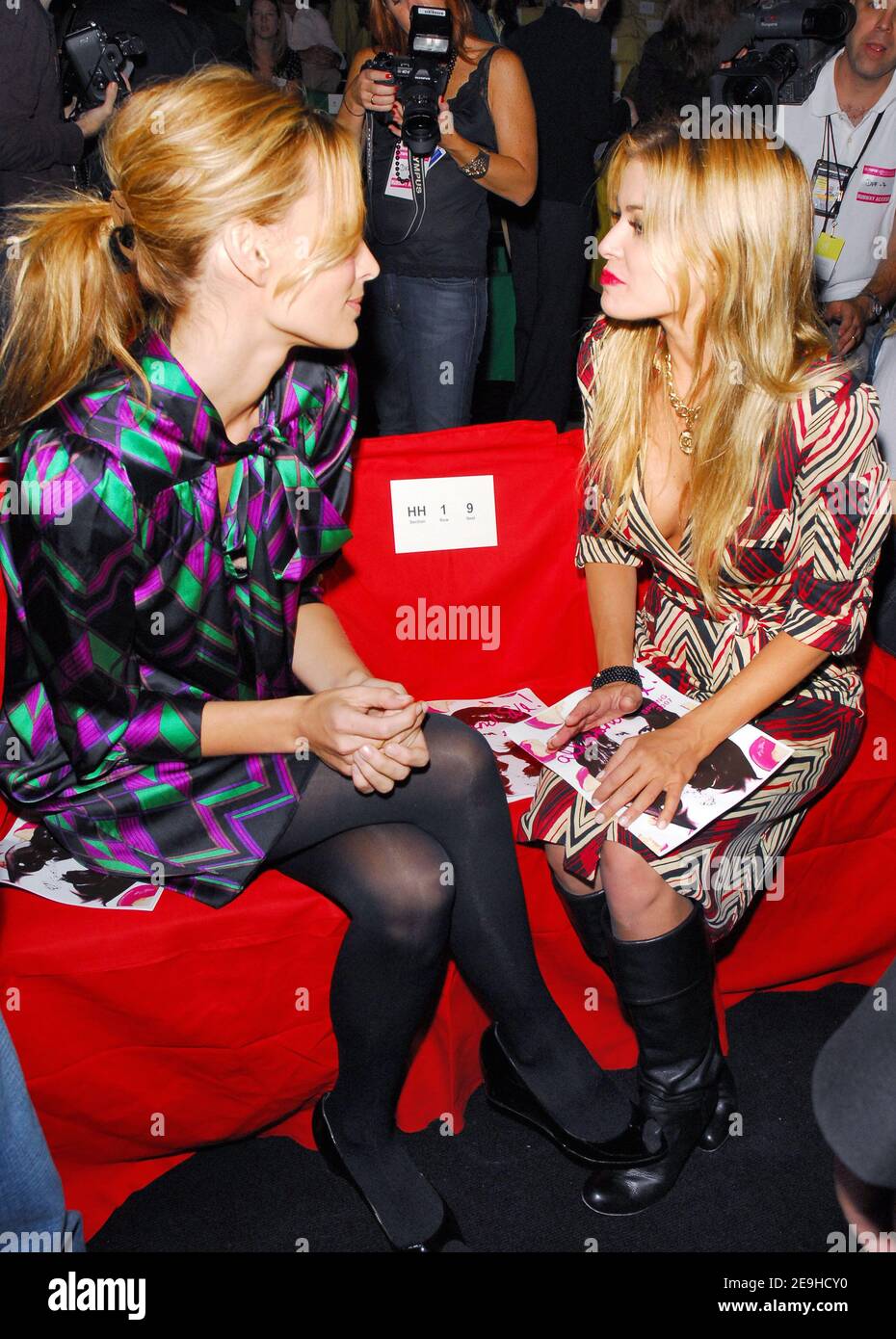 Molly Sims Runway High Resolution Stock Photography and Images - Alamy