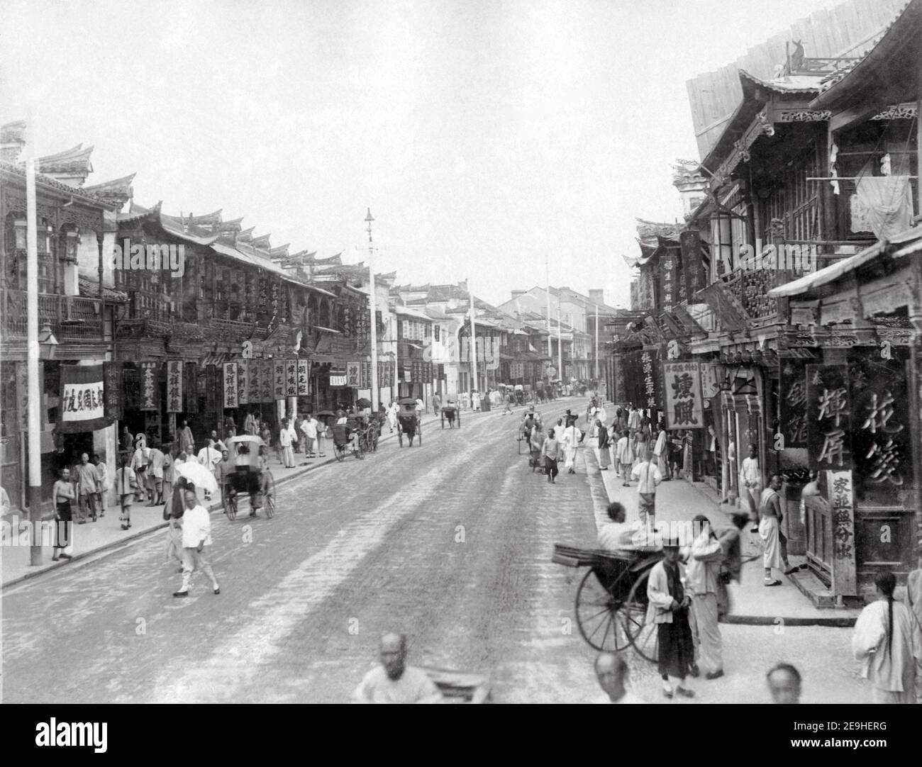 Late 19th century photograph - Street scene, Chinese quarter, Shanghai ...