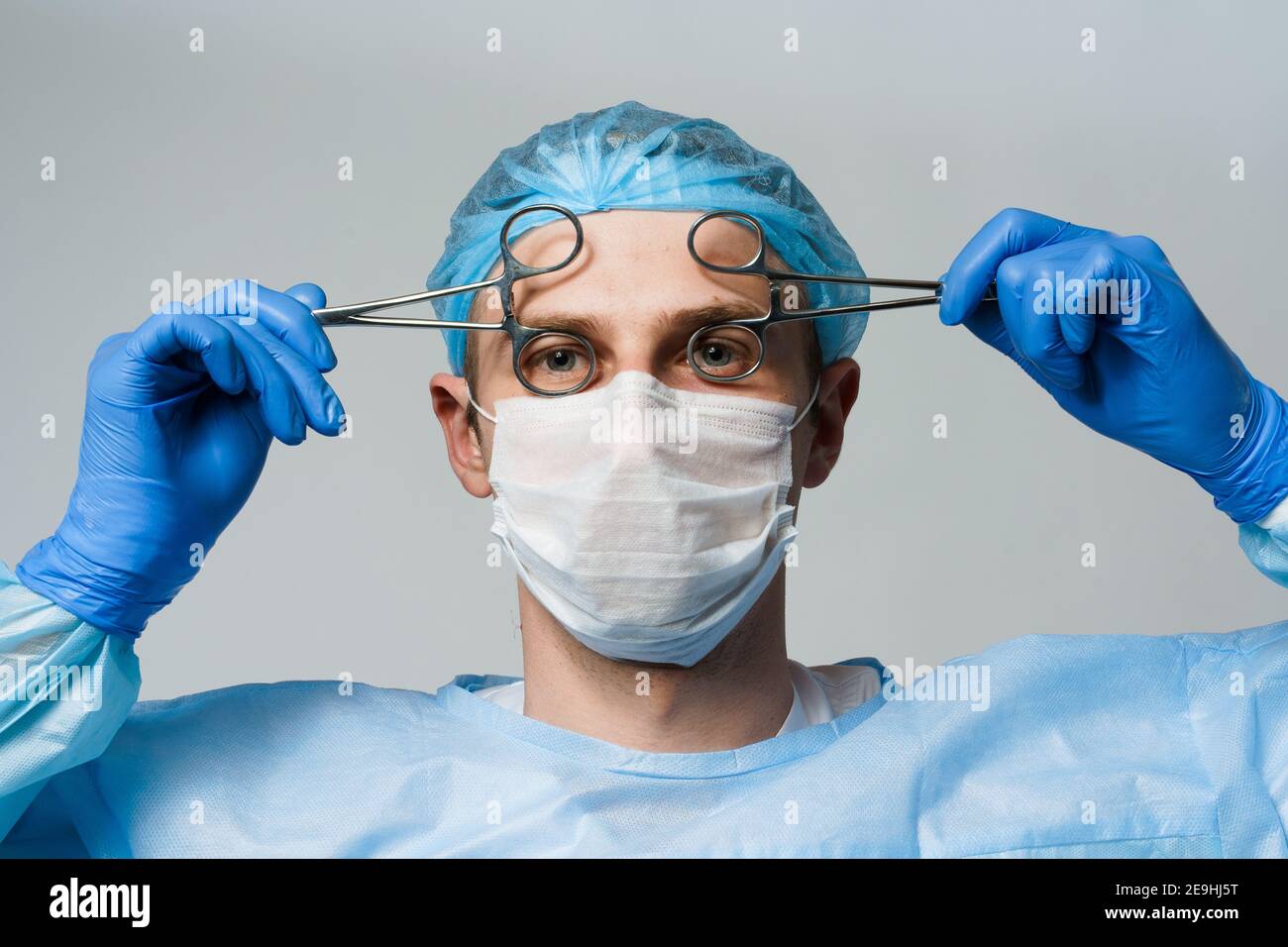 Crazy surgeon hi-res stock photography and images - Alamy