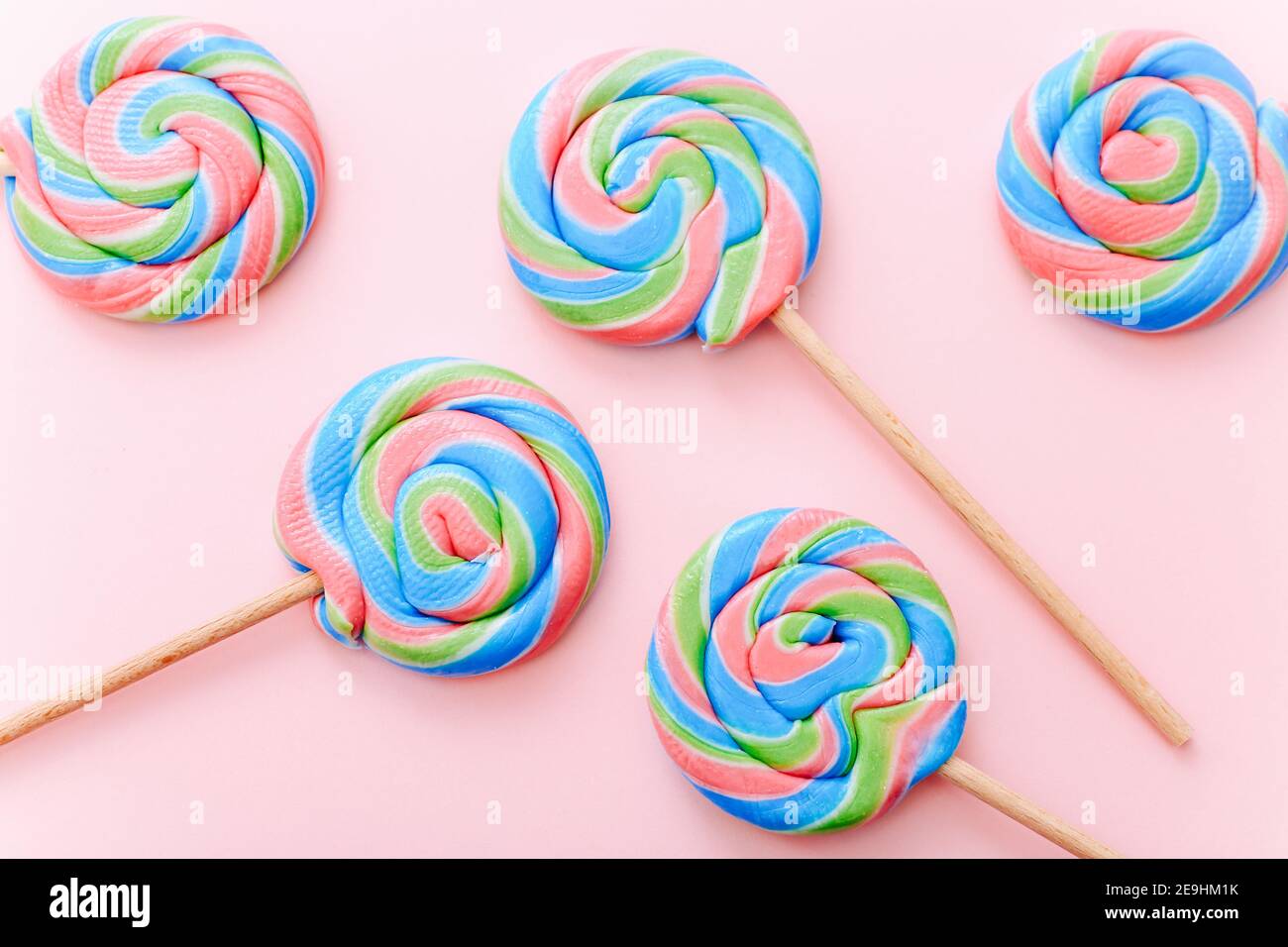 Spiral lollipops hi-res stock photography and images - Alamy