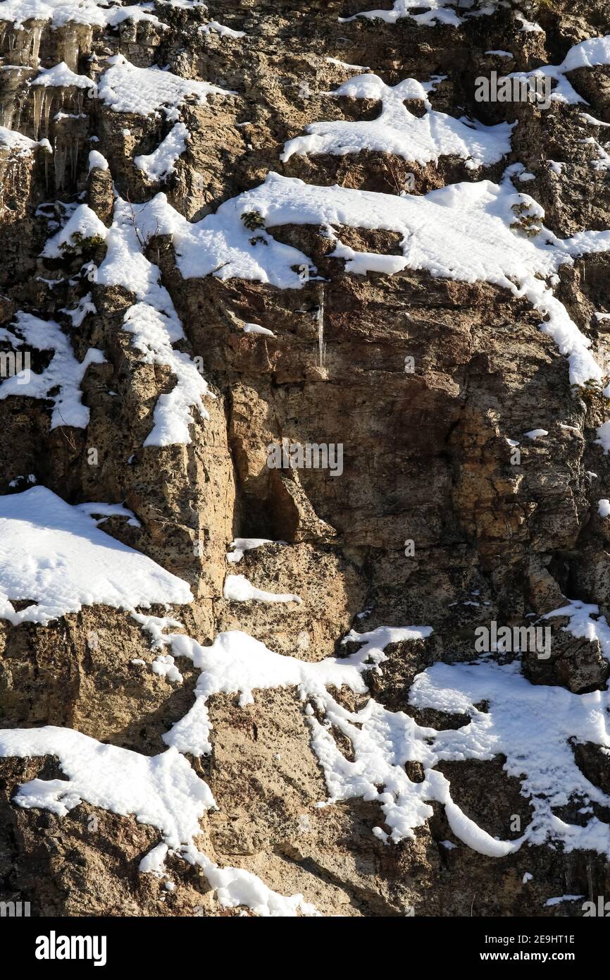 Rock cliff in Franconia Notch, New Hampshire, USA Stock Photo - Alamy
