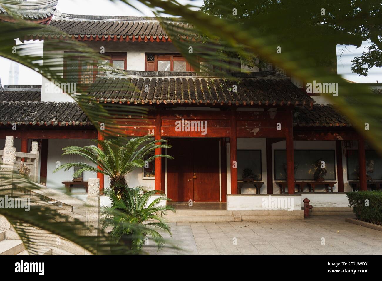 Hall and trees in Confucius Temple in Shanghai Stock Photo - Alamy