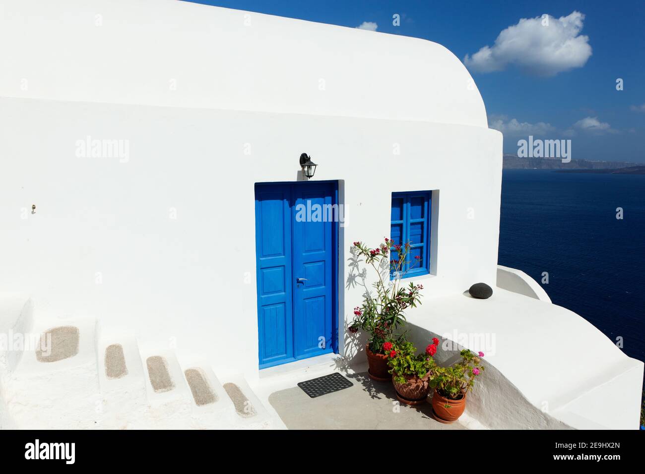 Santorini, Greece Traditional whitewashed house with blue trim Stock ...