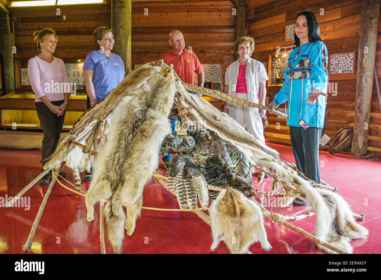 Alabama Oakville Indian Mounds Park Museum Middle Woodland Copena ...