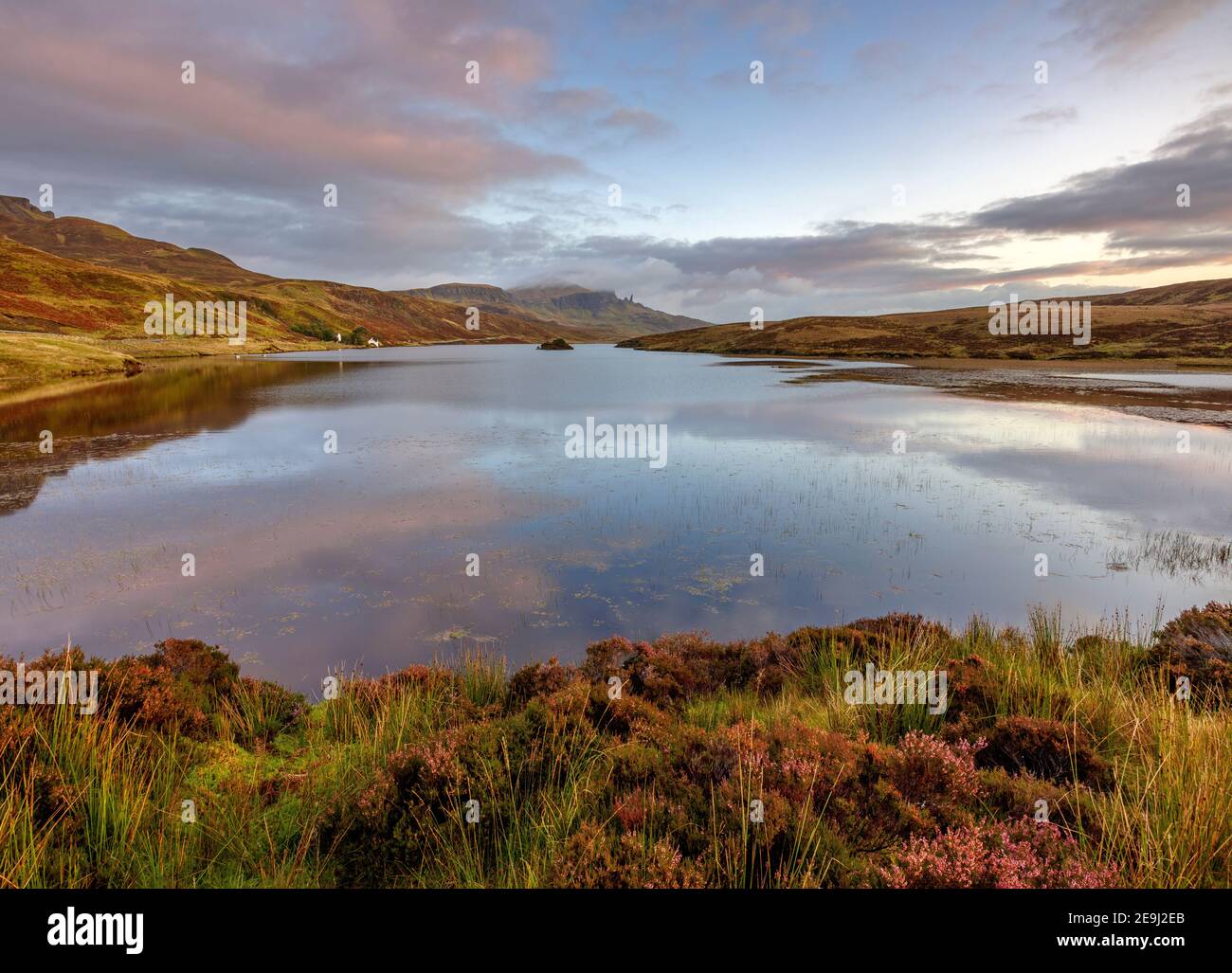 Scotland loch lake reflection hi-res stock photography and images - Alamy