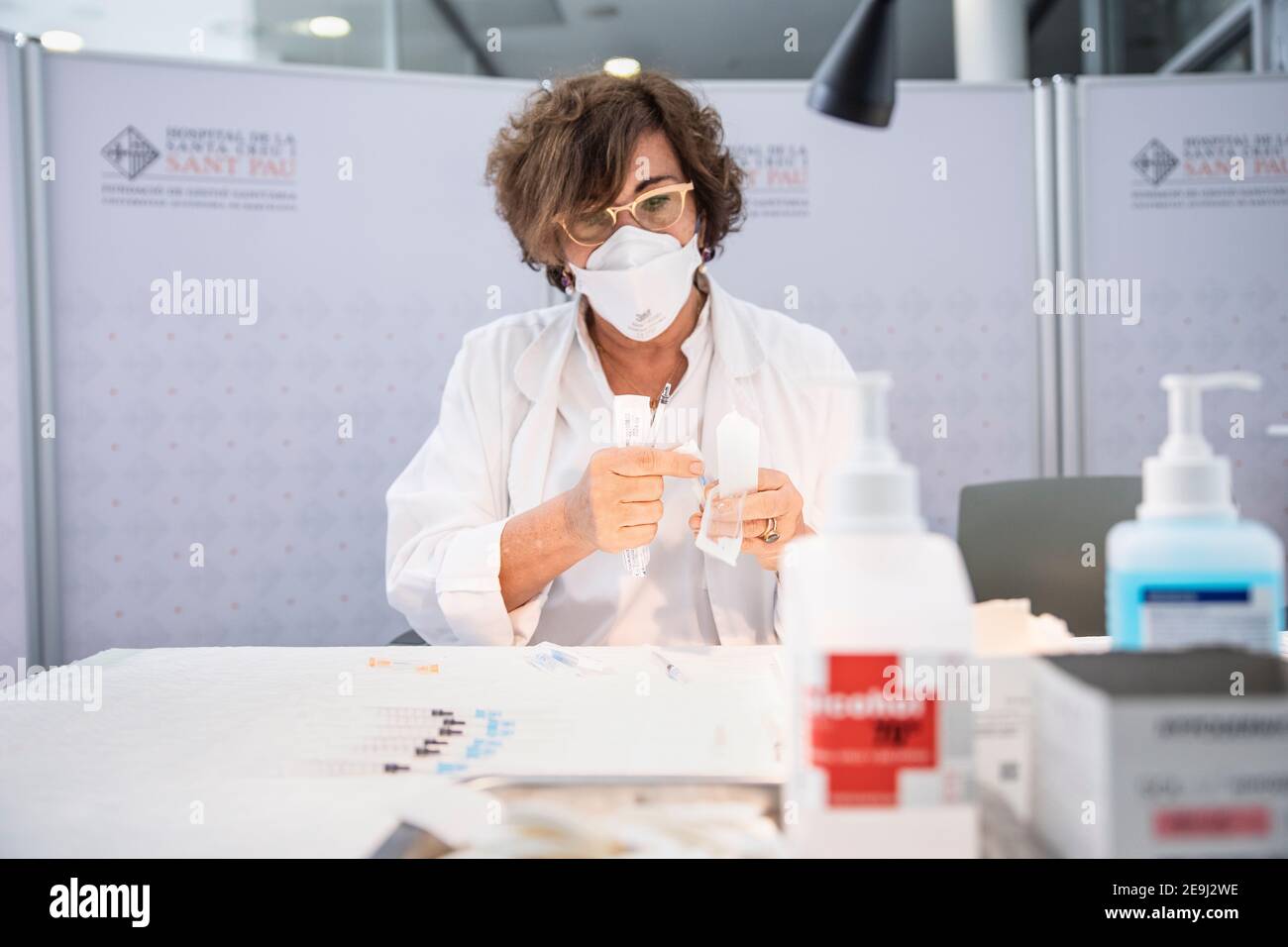 Hospital de vacunacion hi-res stock photography and images - Alamy