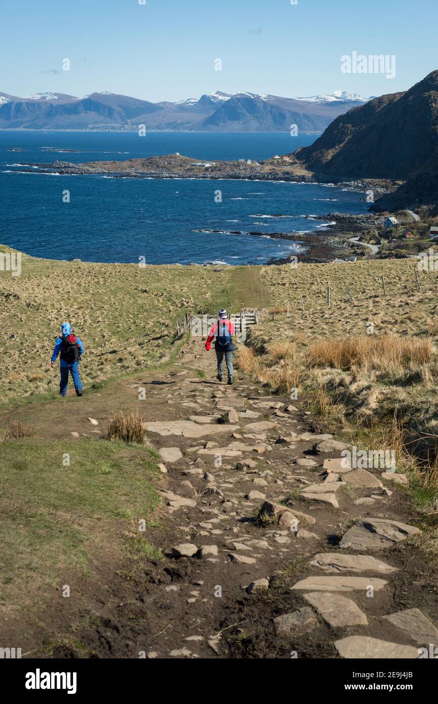 Hill walking couple norway hi-res stock photography and images - Alamy