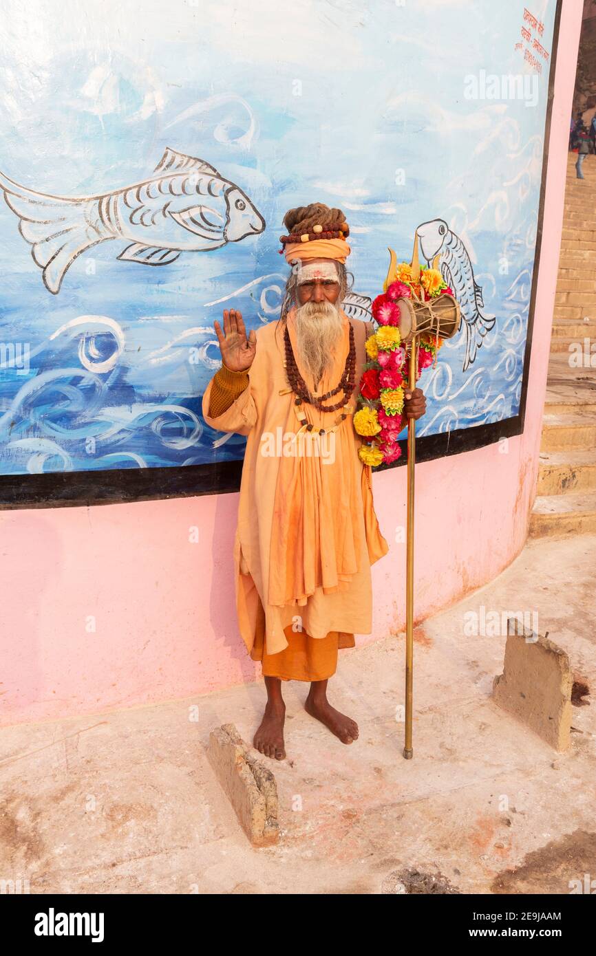 Portrait of a Holy Man or Yogi, also know as Sadhu Stock Photo - Alamy