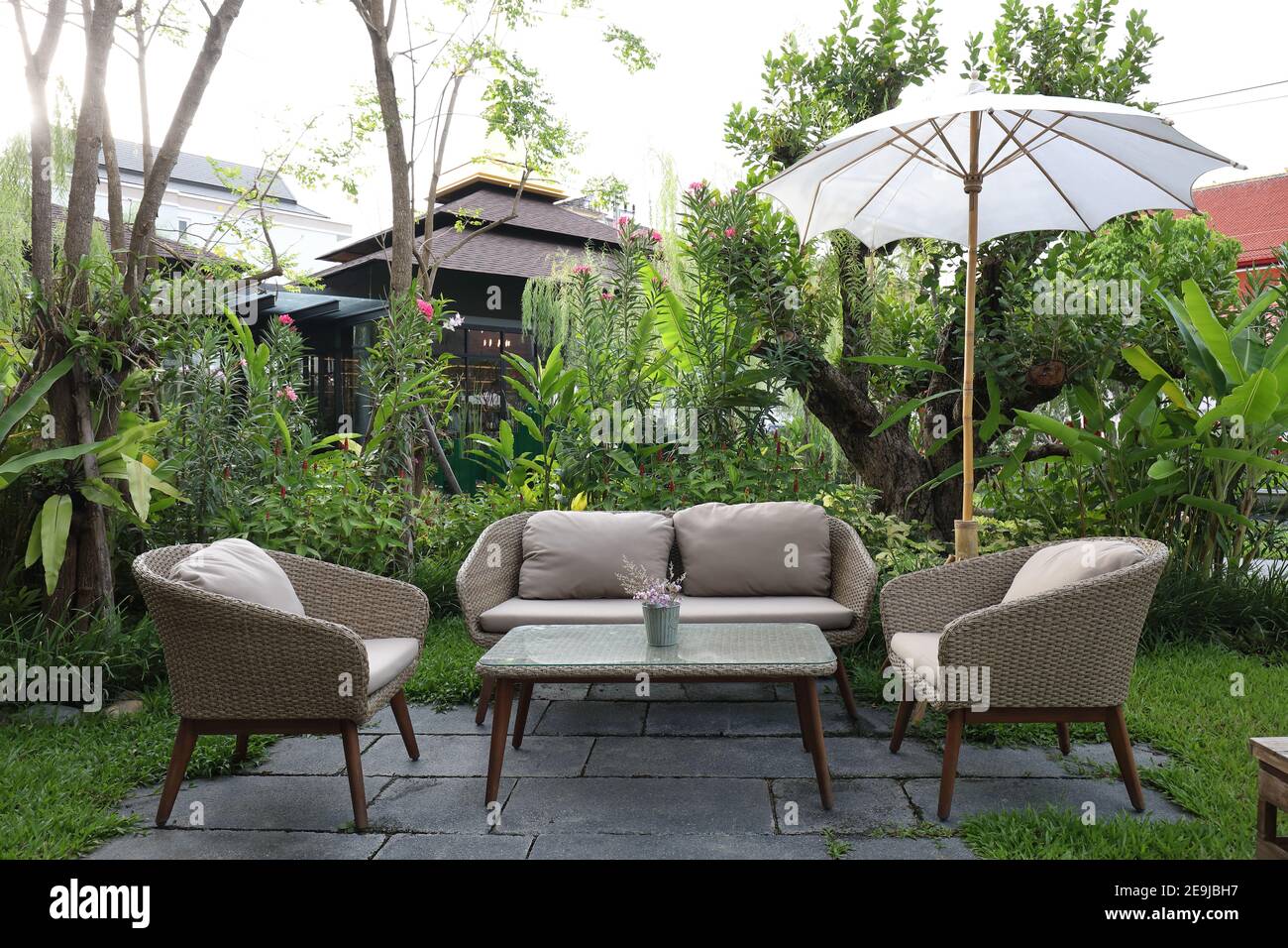 Luxury dinner restaurant view hi-res stock photography and images - Alamy