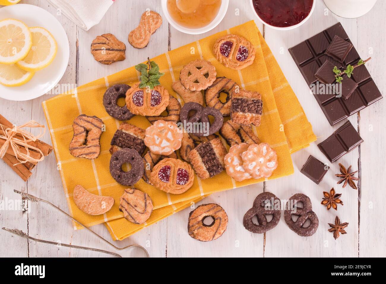 Shortcrust pastry biscuits Stock Photo - Alamy