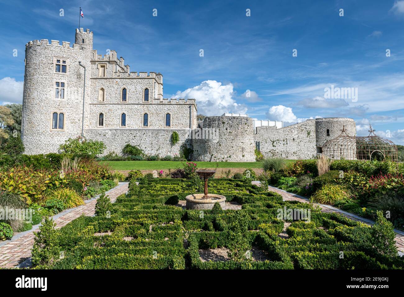 Le chateau d'Hardelot et son jardin, France, Hauts de France, Condette ...