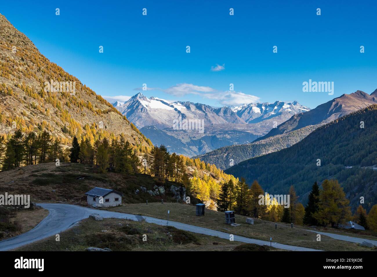 Four meter hi-res stock photography and images - Alamy