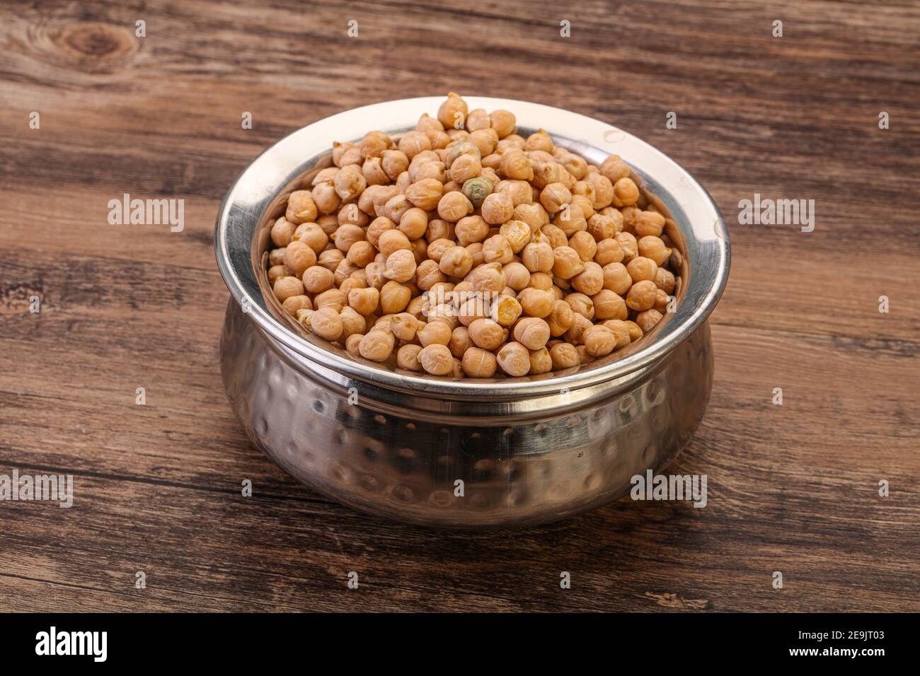 Vegan cuisine - natural Dry chickpea heap Stock Photo - Alamy