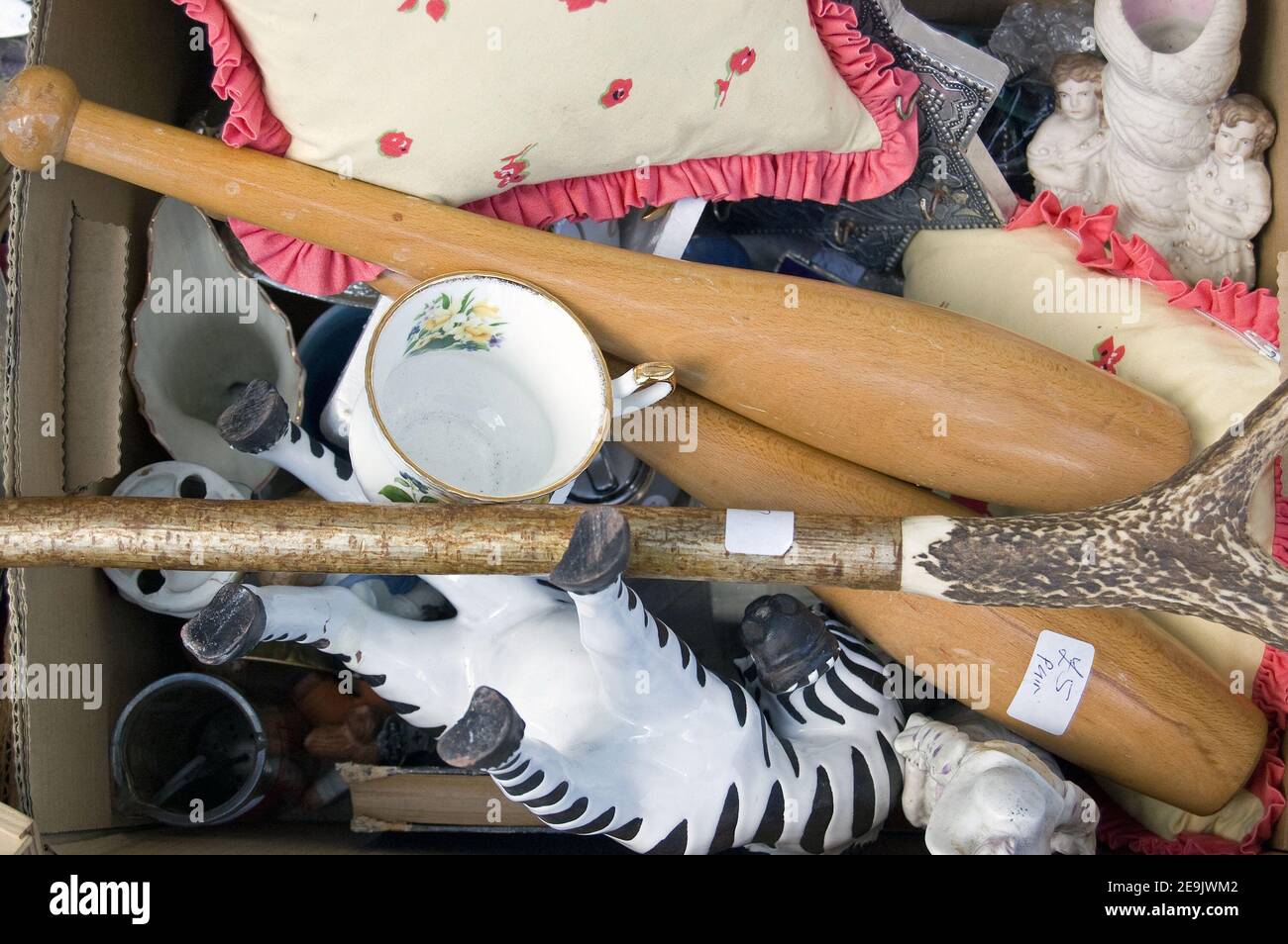 Trinkets box hi-res stock photography and images - Alamy