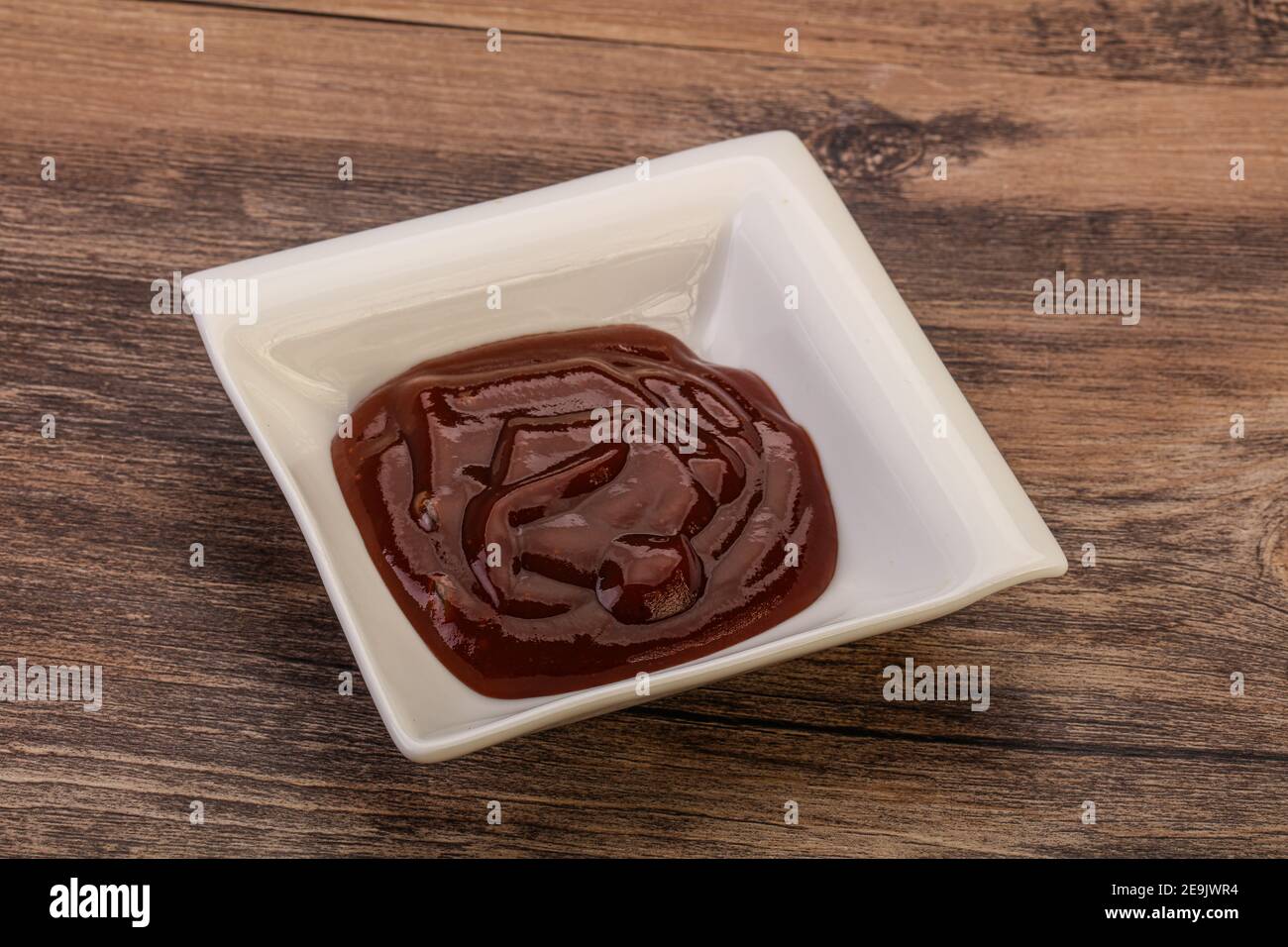 Traditional tomato Barbicue sauce in the bowl Stock Photo - Alamy