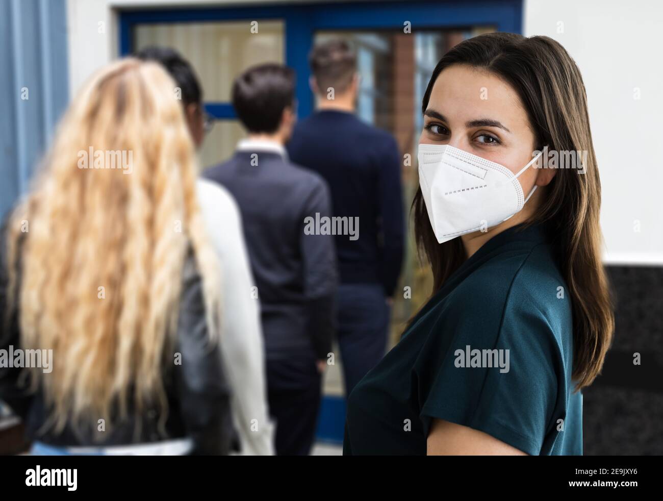 Waiting queue hi-res stock photography and images - Alamy