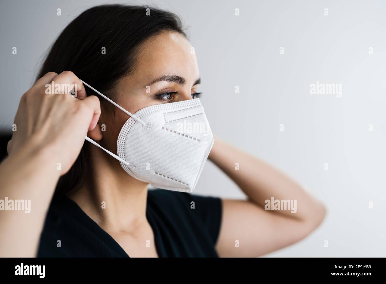 Face mask flu sars hi-res stock photography and images - Alamy