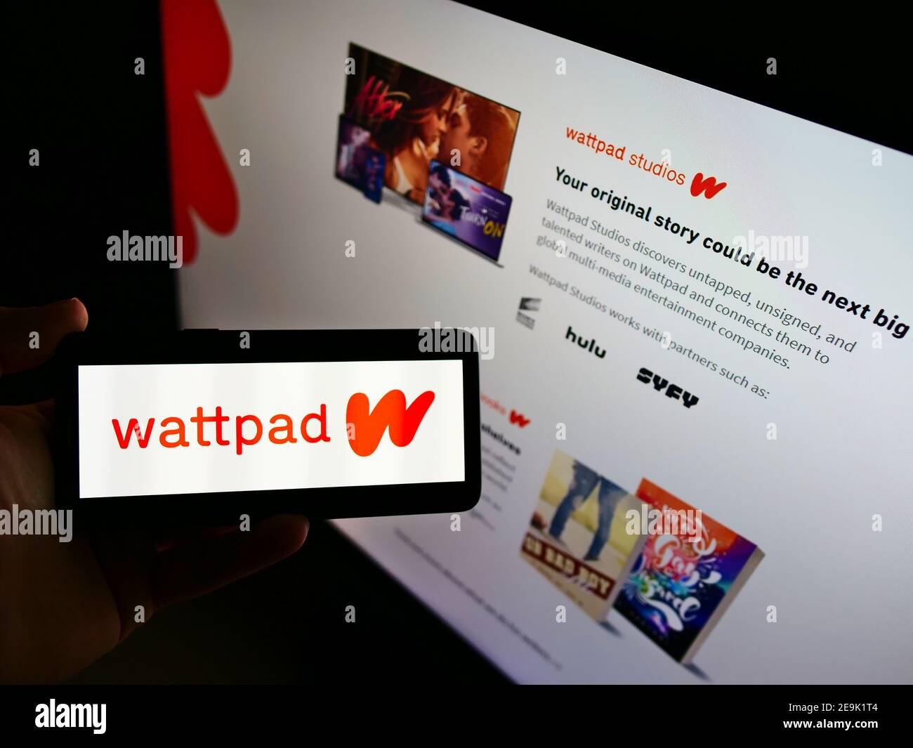 Storytelling silhouette hi-res stock photography and images - Alamy