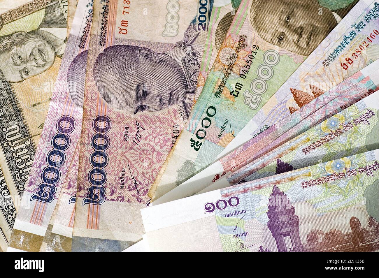 Cambodian banknotes hi-res stock photography and images - Alamy