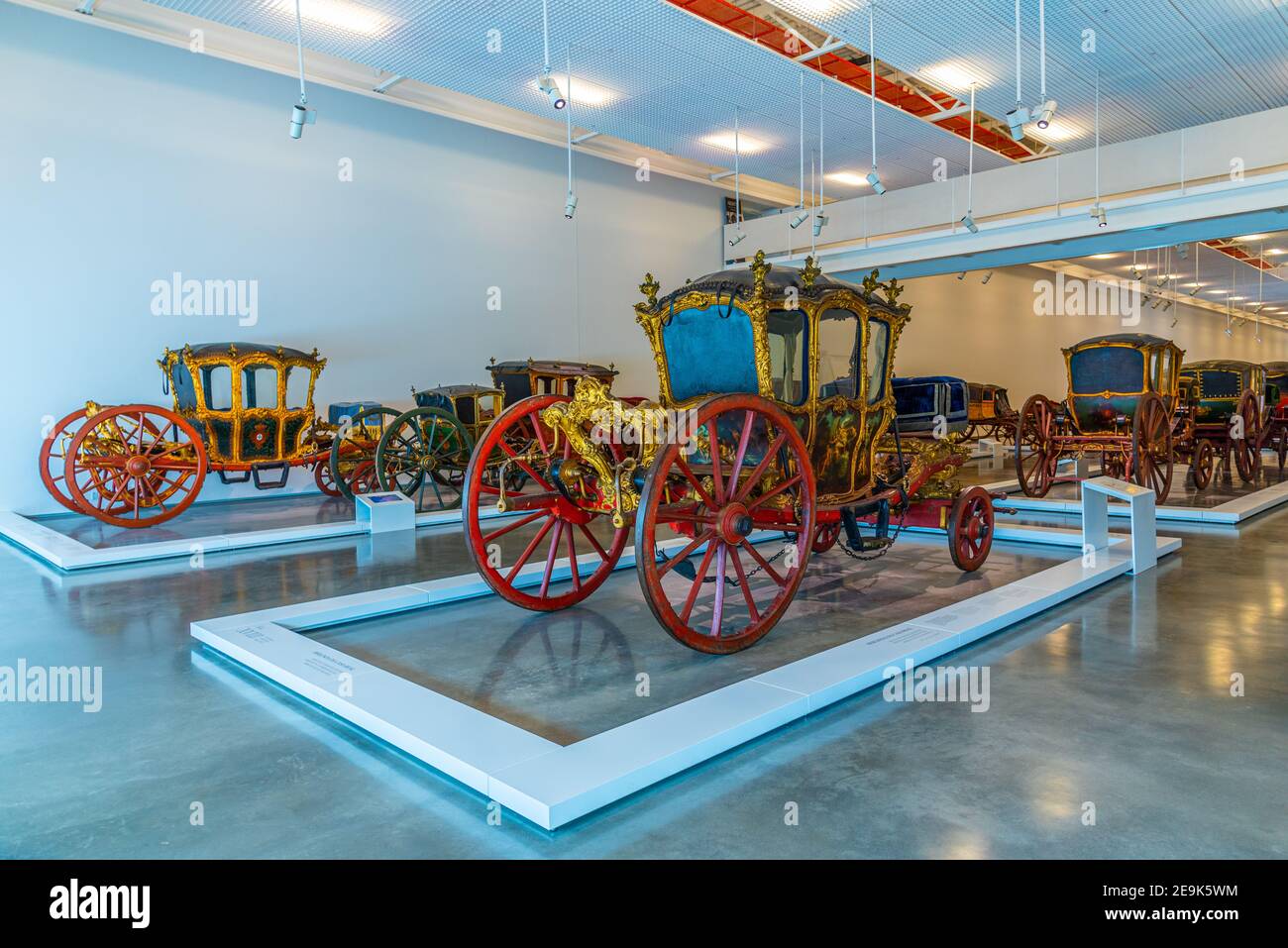 Stagecoach interior hi-res stock photography and images - Alamy