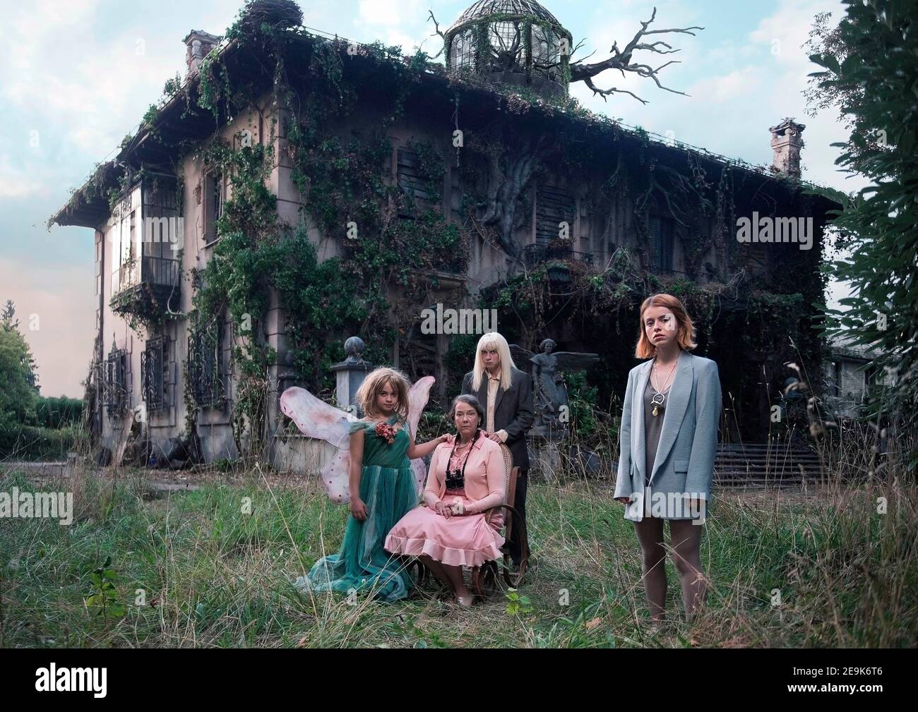 NATALIA TENA, ROSIE DAY, MAFALDA CARBONELL and HARRIET SANSOM HARRIS in ...