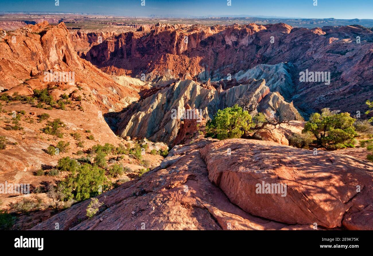 Upheaval dome hi-res stock photography and images - Alamy