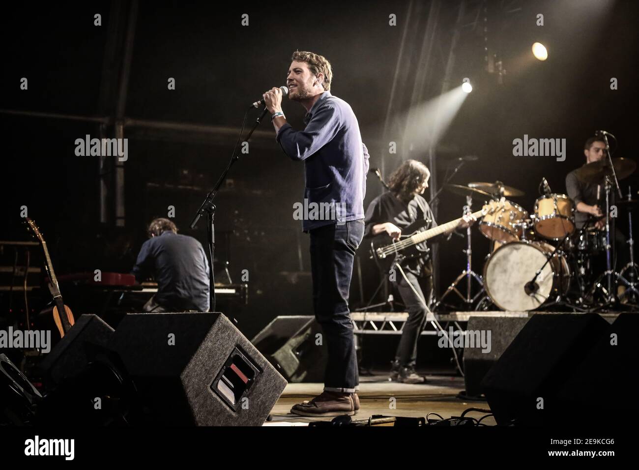Robin Pecknold of Fleet Foxes performing with The Gene Clark No Other ...