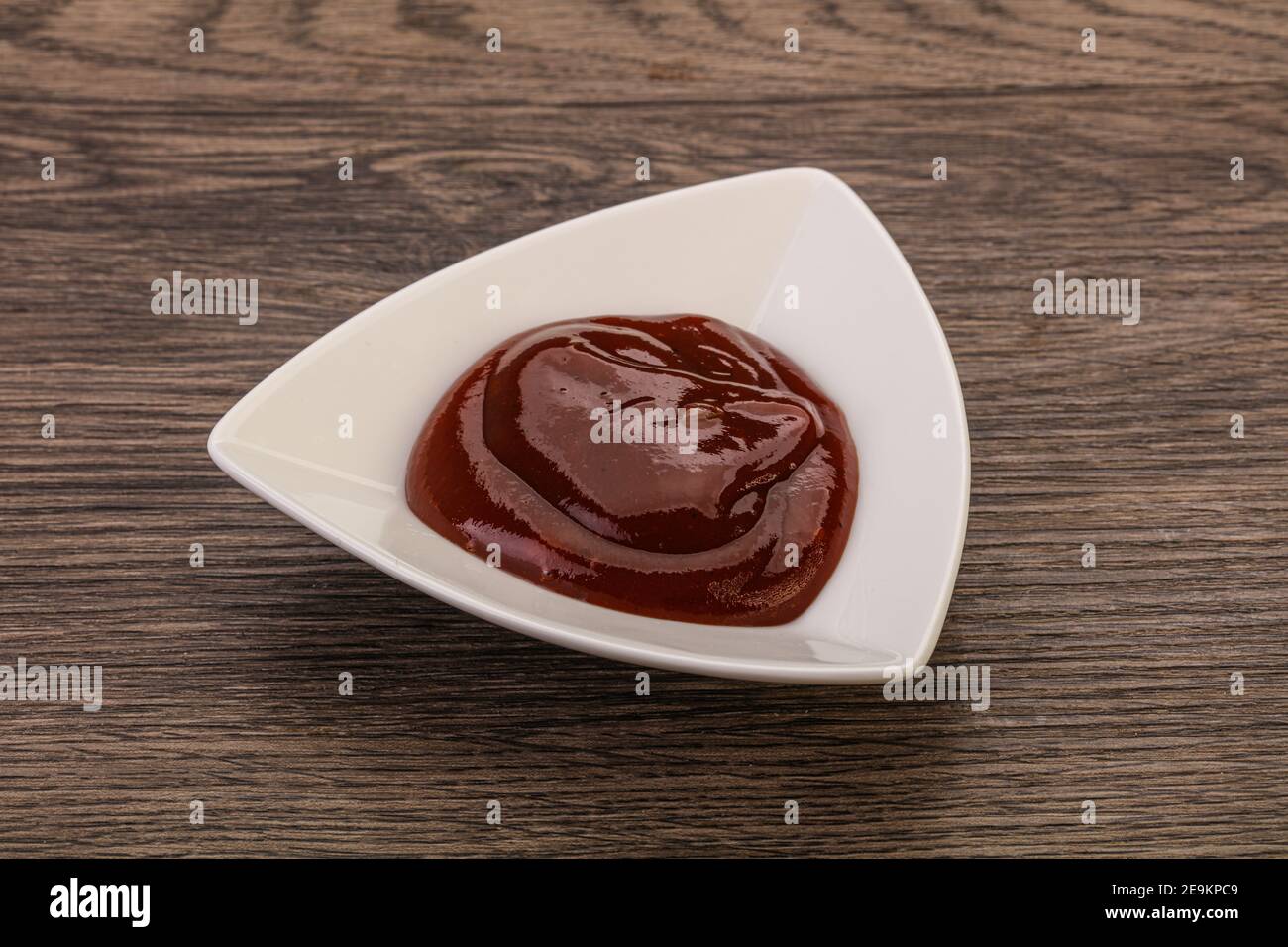 Traditional tomato Barbicue sauce in the bowl Stock Photo - Alamy